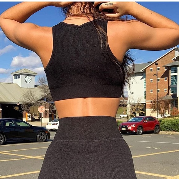 Tops | 3 Piece Medium Support Crop Top Seamless Ribbed Removable Cups ...